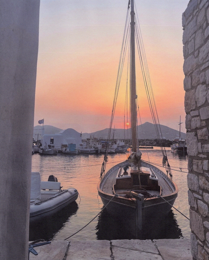 Postcards from a Holidaze – Sunset Daze